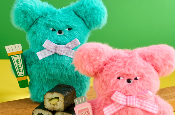 跩到連 Olive Young 都聯名！韓國超人氣 IP「WASABI BEAR 芥末熊」嗆辣登台，全家驚喜開賣『跩萌毛絨盲盒』 - TALKace